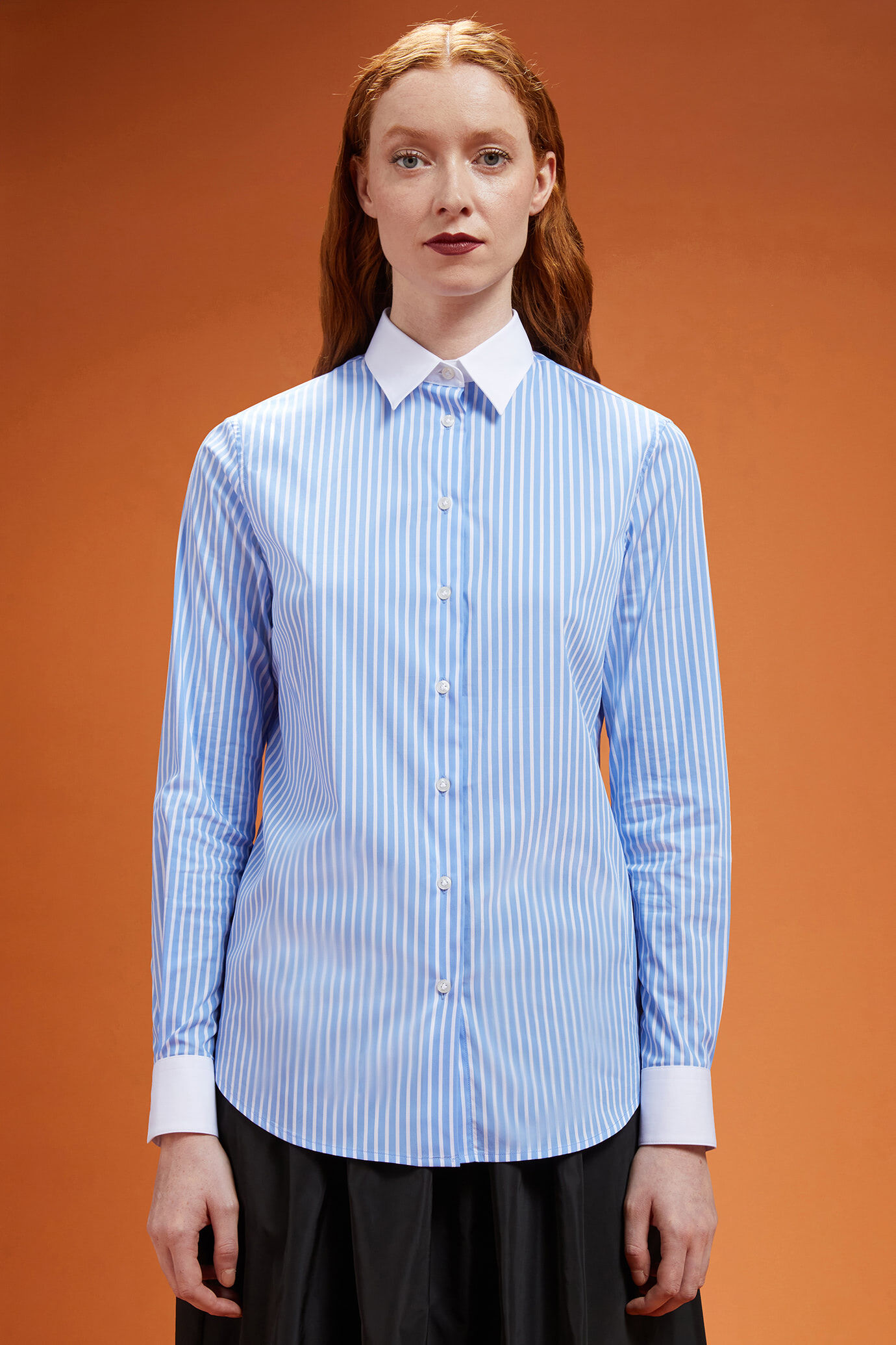 Camicia classica donna in tessuto a righe larghe tinto filo con collo e ...