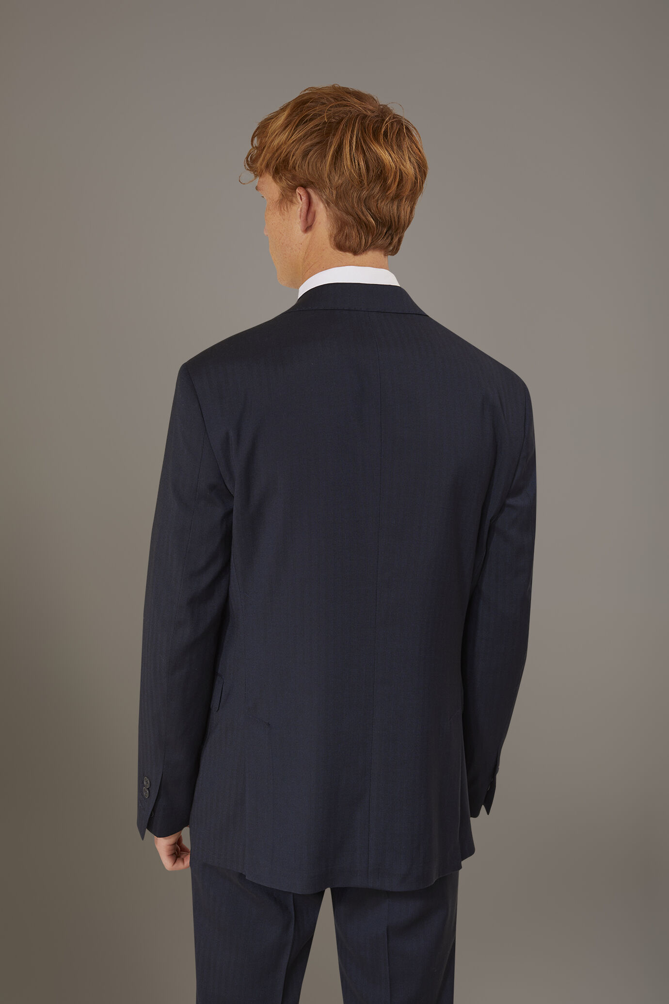 Regular fit single-breasted suit patterned herringbone fabric with ...