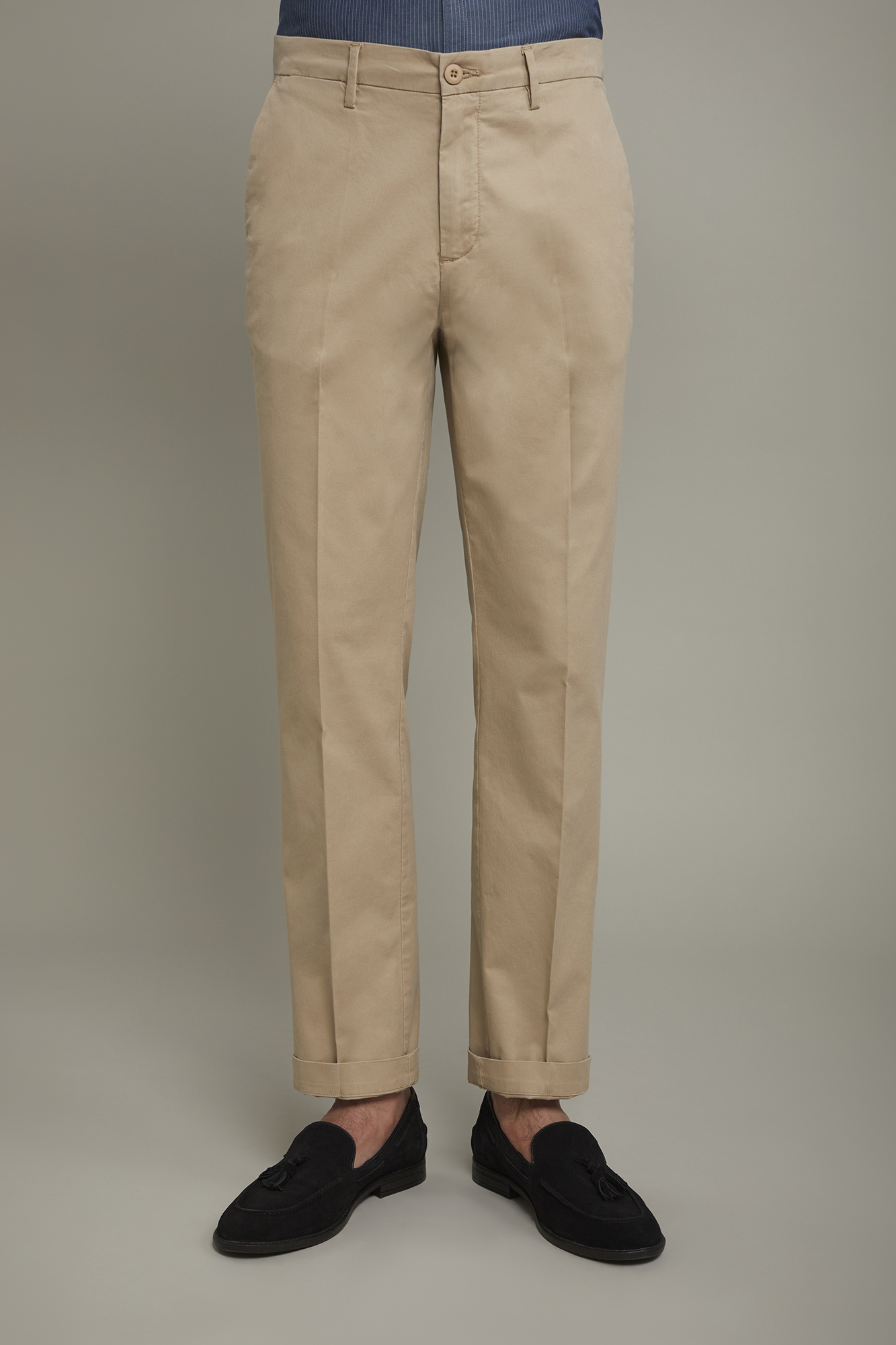 Pantalone uomo classico tessuto in cotone bacchettato tinto in capo ...