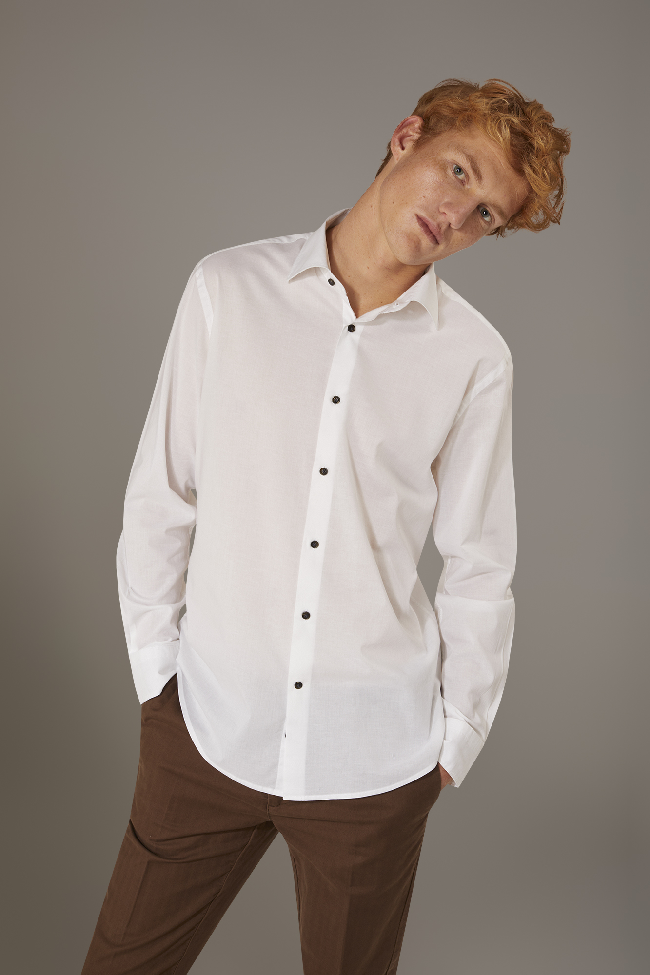 Camicia casual collo francese comfort fit in mussola di cotone ...